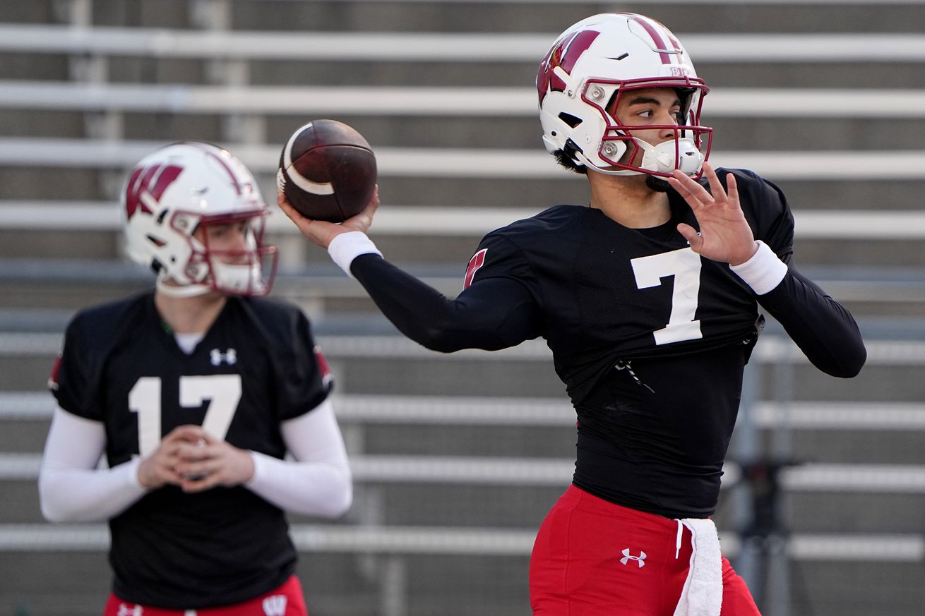 Badgers QB Nick Evers to enter the transfer portal - Wisconsin Sports Today